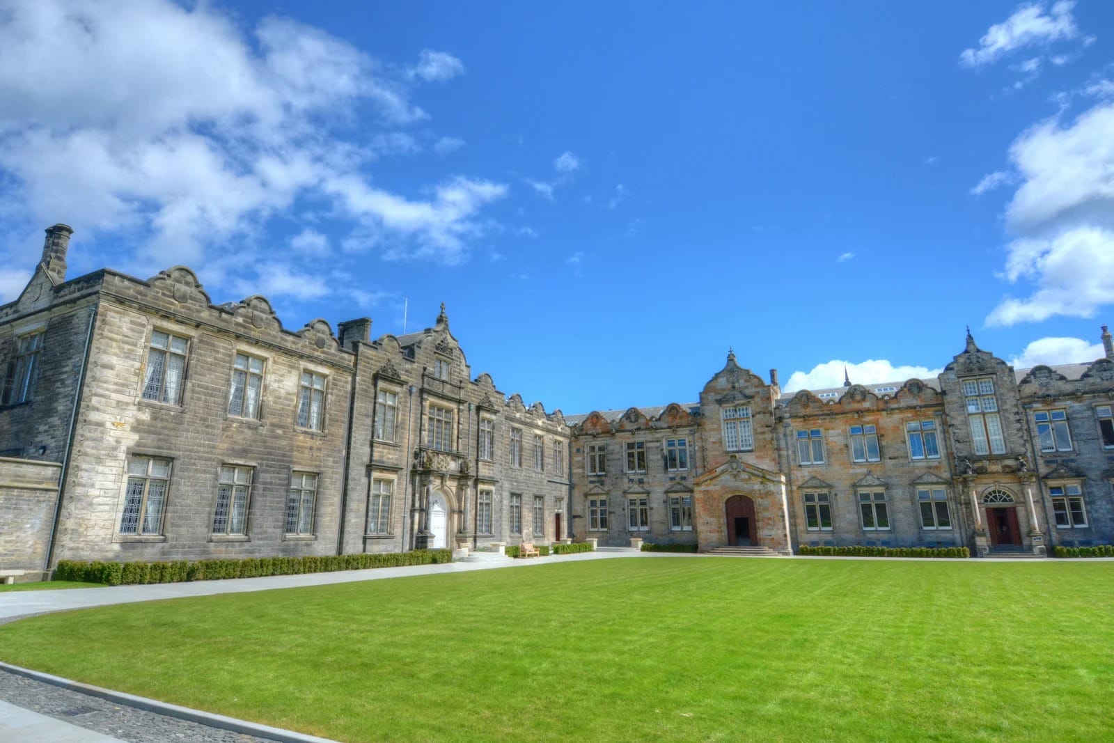 The prettiest uni campuses in the UK: ranked - Unifresher