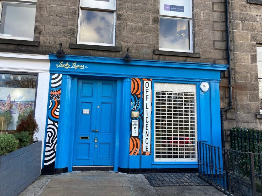 Here are the 10 best student bars in Edinburgh - Unifresher